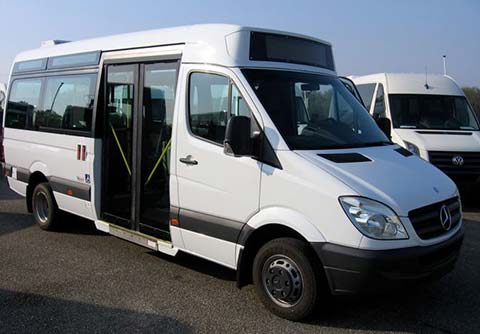 Minibus d'une capacité de 20 places environ - Vehixel - Ugap